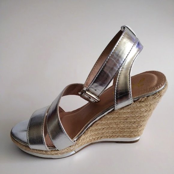 Hooked | Shoes | New Hooked Ibiza Shiny Silver Wedge Sandals | Poshmark
